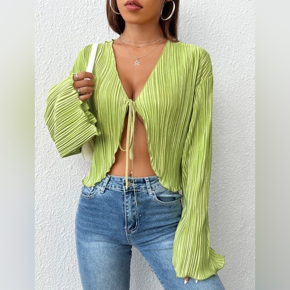 Zaful | Tops | Zaful Tie Front Flounce Sleeve Crop Blouse Womens Size ...